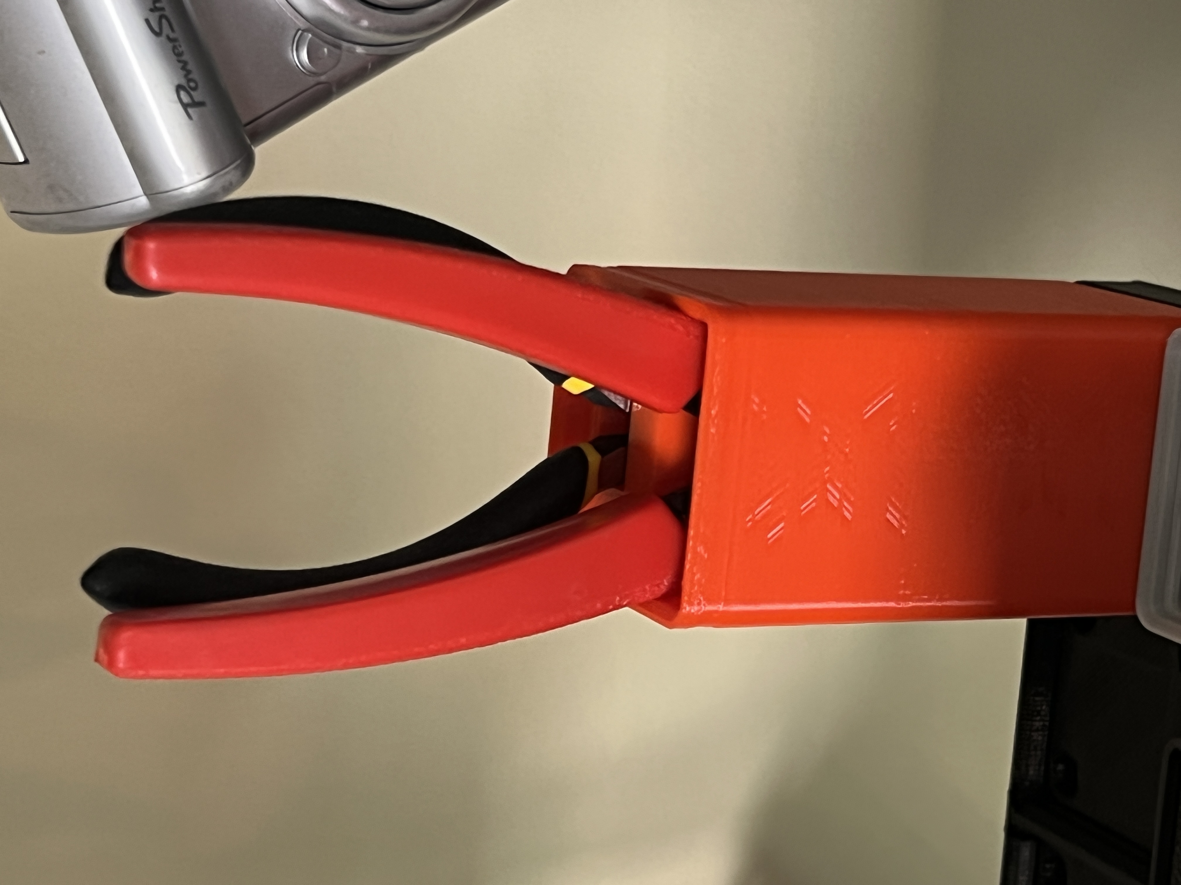 Gridfinity-Prusa Pliers and Flat Cuts by AsylumLife | Download free STL ...