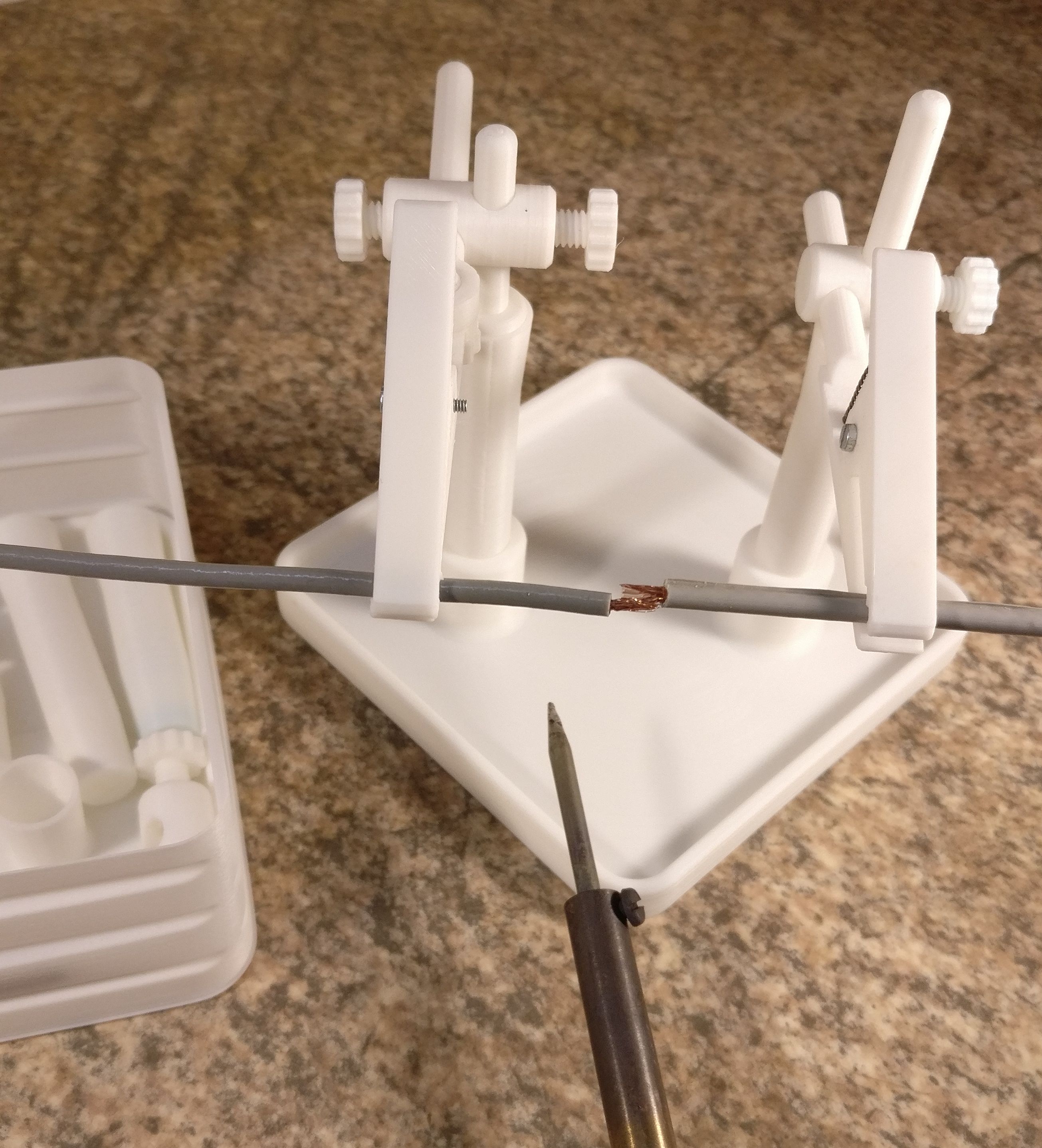 Third Hand modular system by lufa | Download free STL model ...