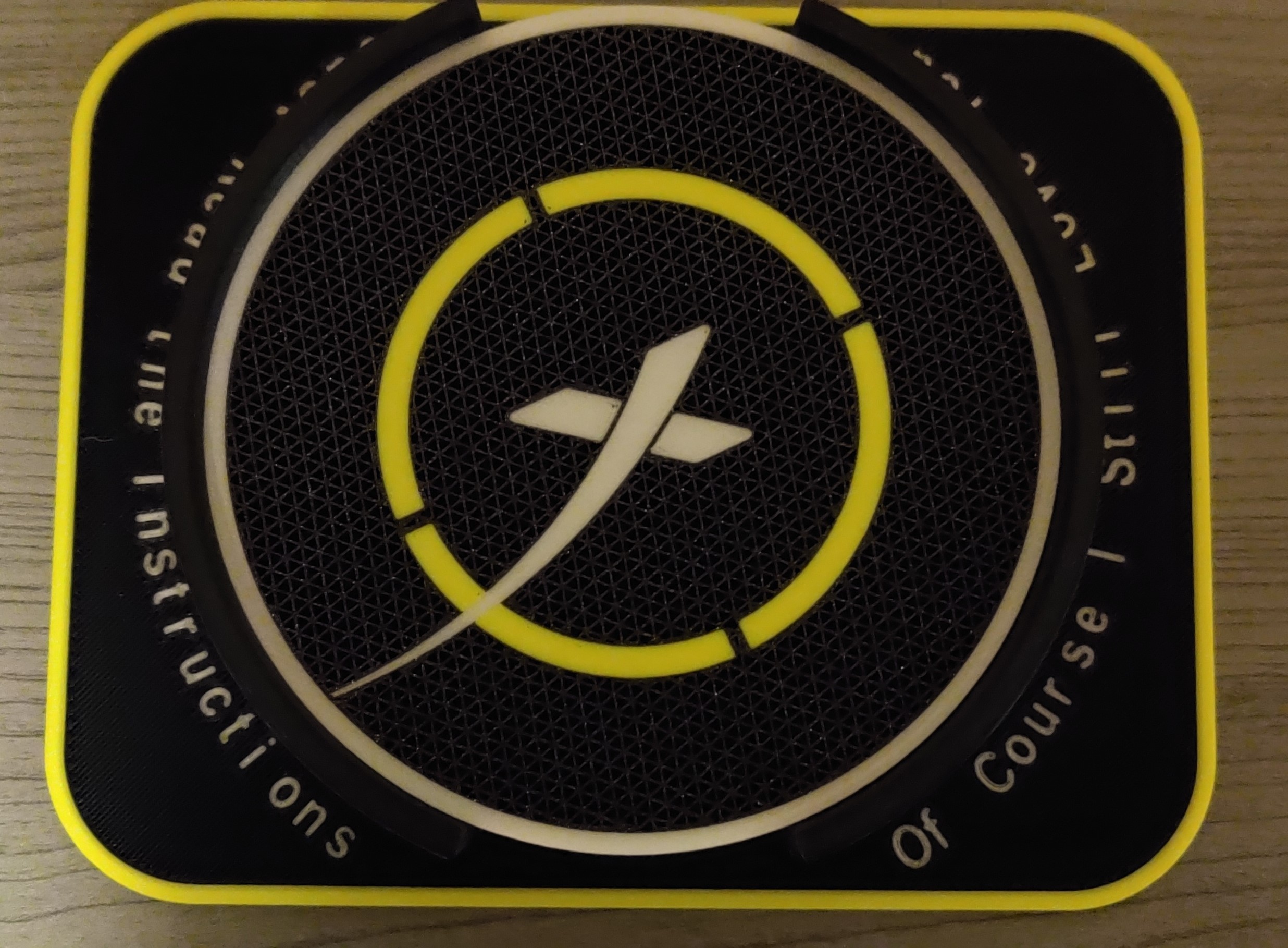 SpaceX landing pads holder von Tom Mullebrouck | Kostenloses STL-Modell ...