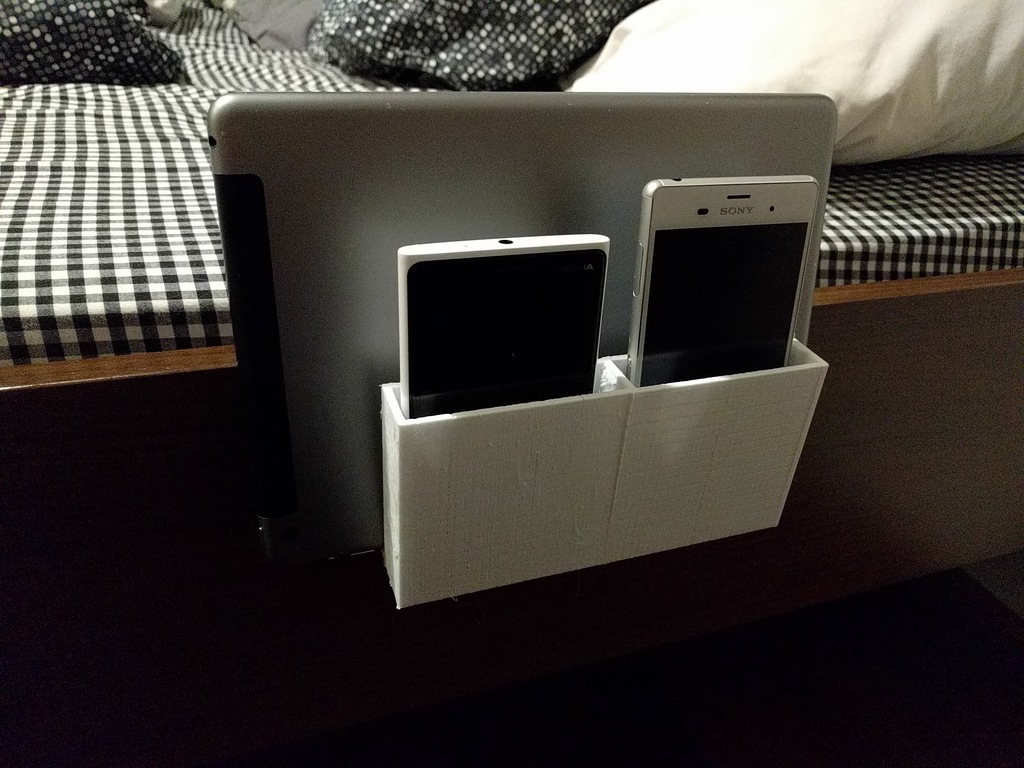 Bedside Gadgets Holder by Cash Lo | Download free STL model ...
