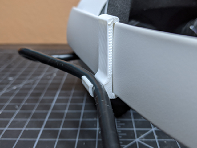 Quest 2 Elite Strap Cable Clip(s) [Old] by InventorIan | Download free ...