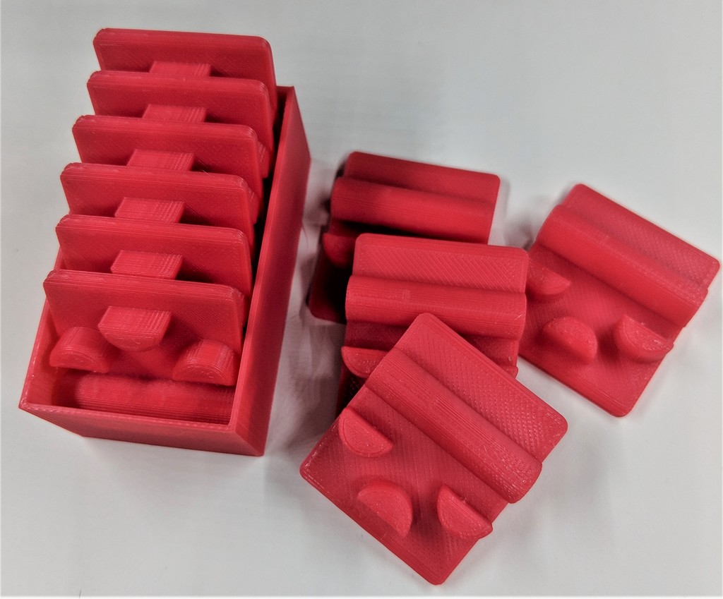 Filament Retainer Clip by ArtieH | Download free STL model | Printables.com