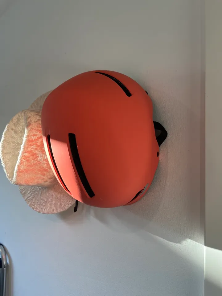 Bike helmet hook by Maximilian Laus | Download free STL model ...