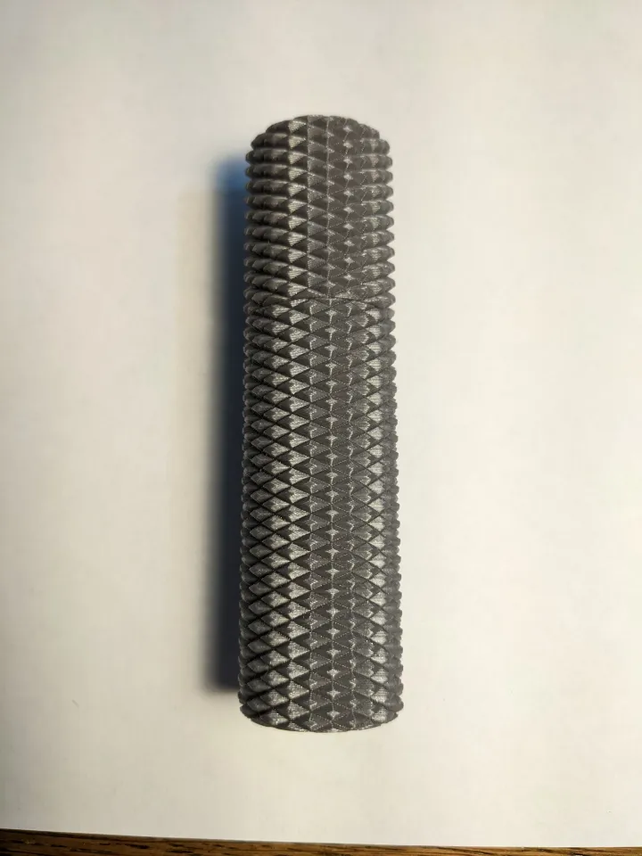 Cylindrical case by Tue Gunnar Bakholdt Christensen | Download free STL ...