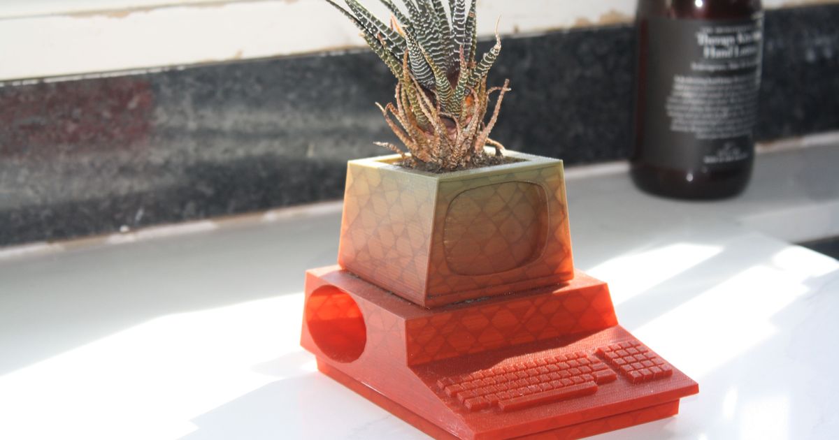 Old Computer Plant Pot by Fishbot | Download free STL model ...
