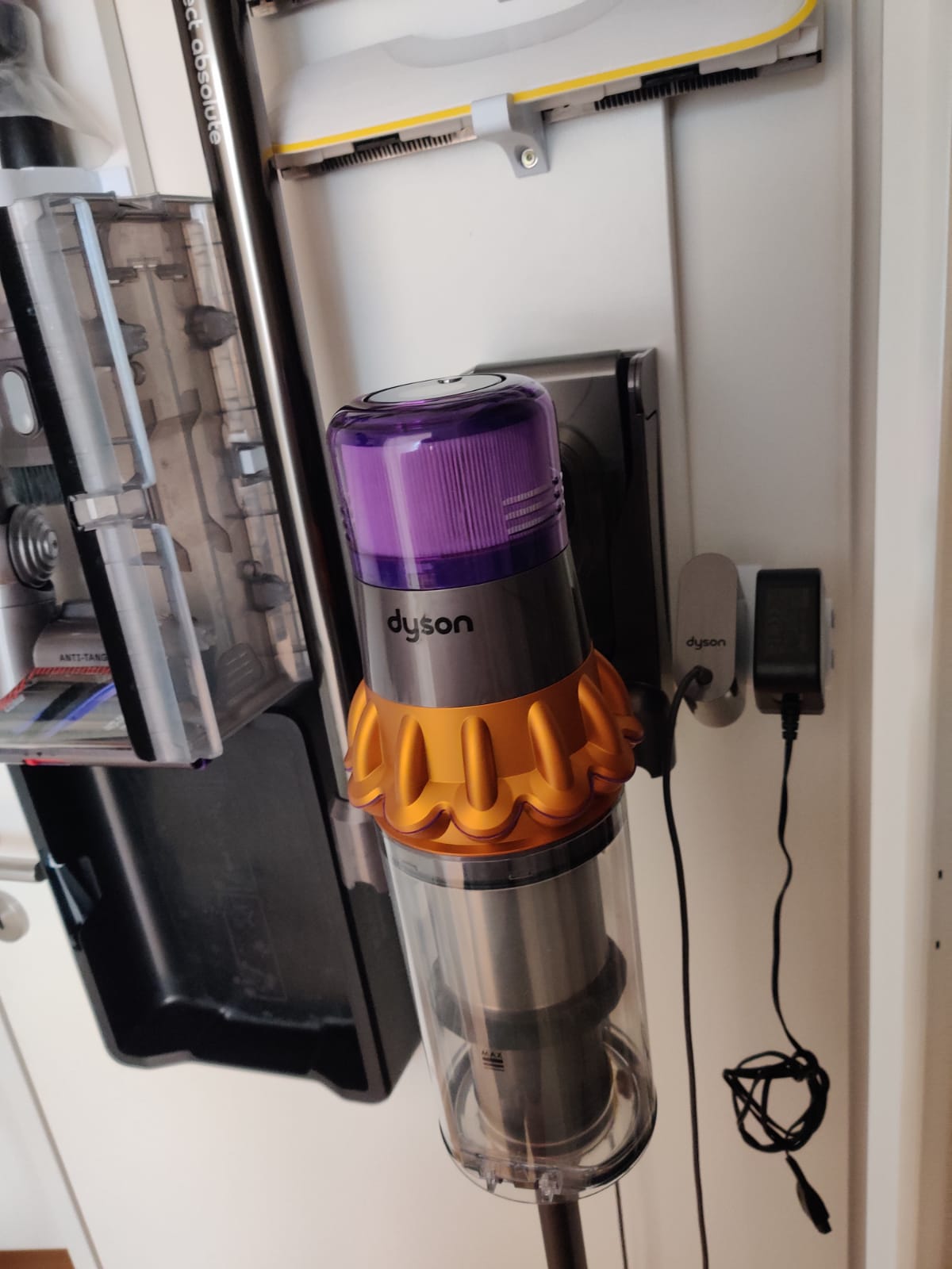 DYSON KARCHER FC7 Holders von JK | Kostenloses STL-Modell herunterladen ...