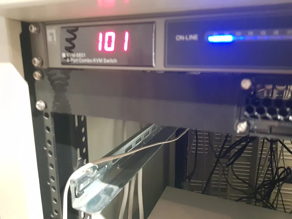 Modular 1U Relay Rack Mount Blank Section (with STEP file) by reibuehl | Download free STL model ...