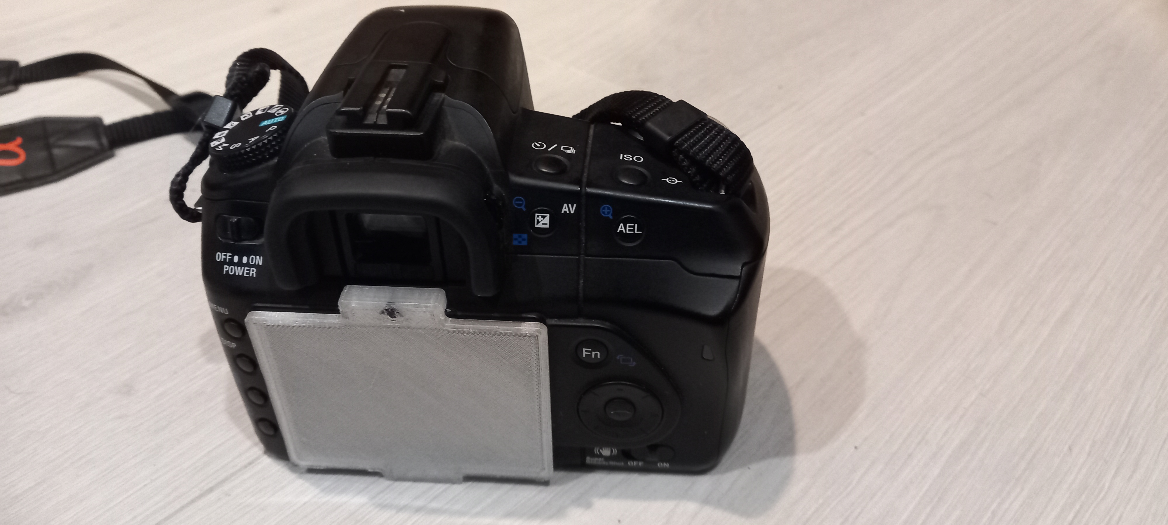 LCD Cover for Sony A200 DSLR camera by riaanjvr | Download free STL ...