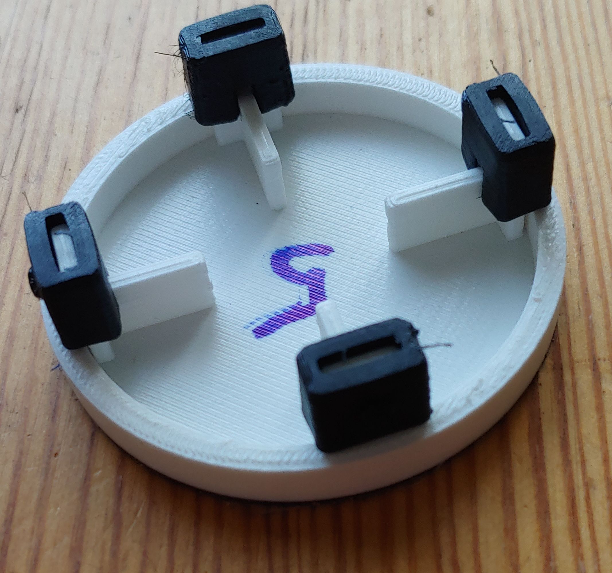 Ford Wheel Middle Plug by golem | Download free STL model | Printables.com