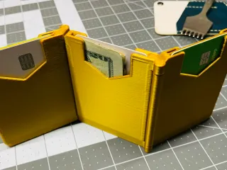 The Vault (a print-in-place trifold wallet) by bigthump | Download free ...
