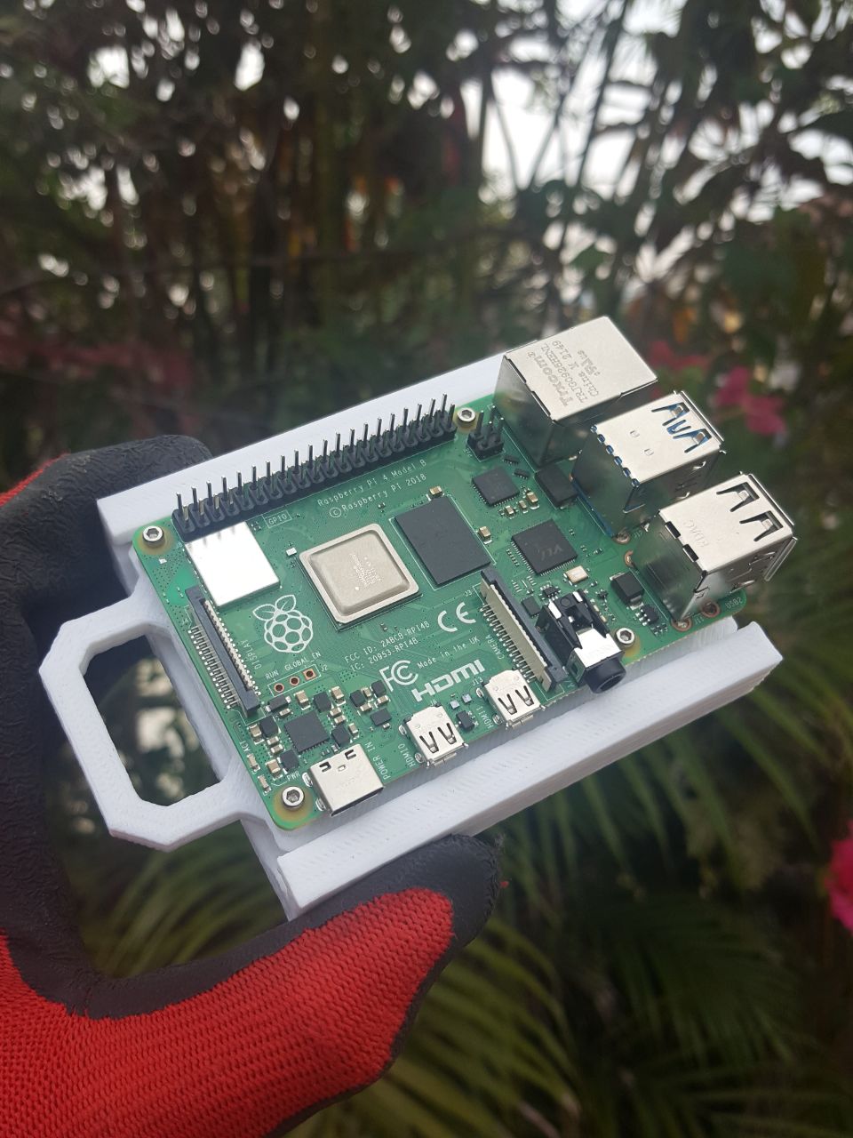 Raspberry Pi 4 Casing/Holder/Drawer von mrg3ar | Kostenloses STL-Modell ...