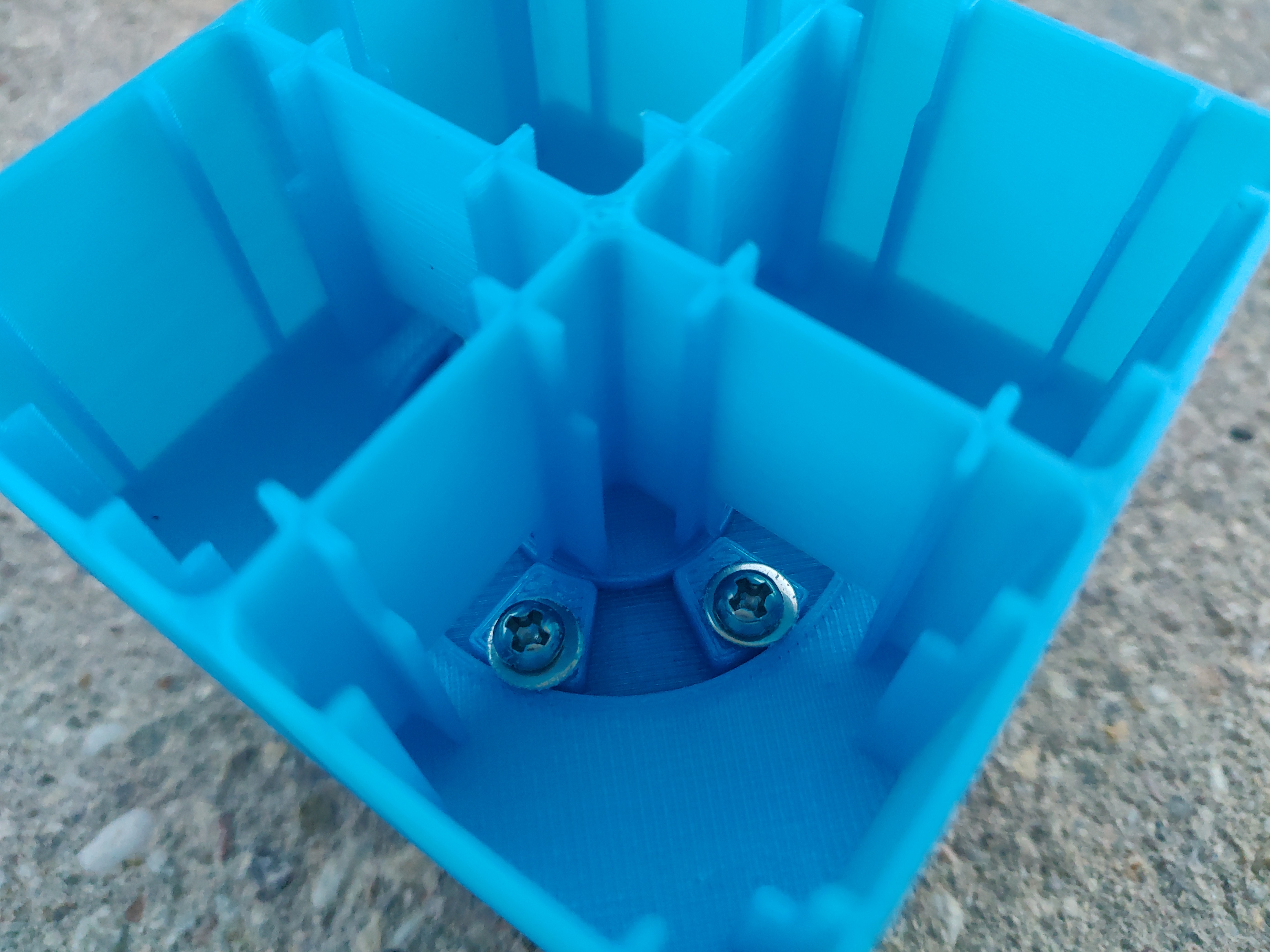 Rotating Block by Jens Willmer | Download free STL model | Printables.com