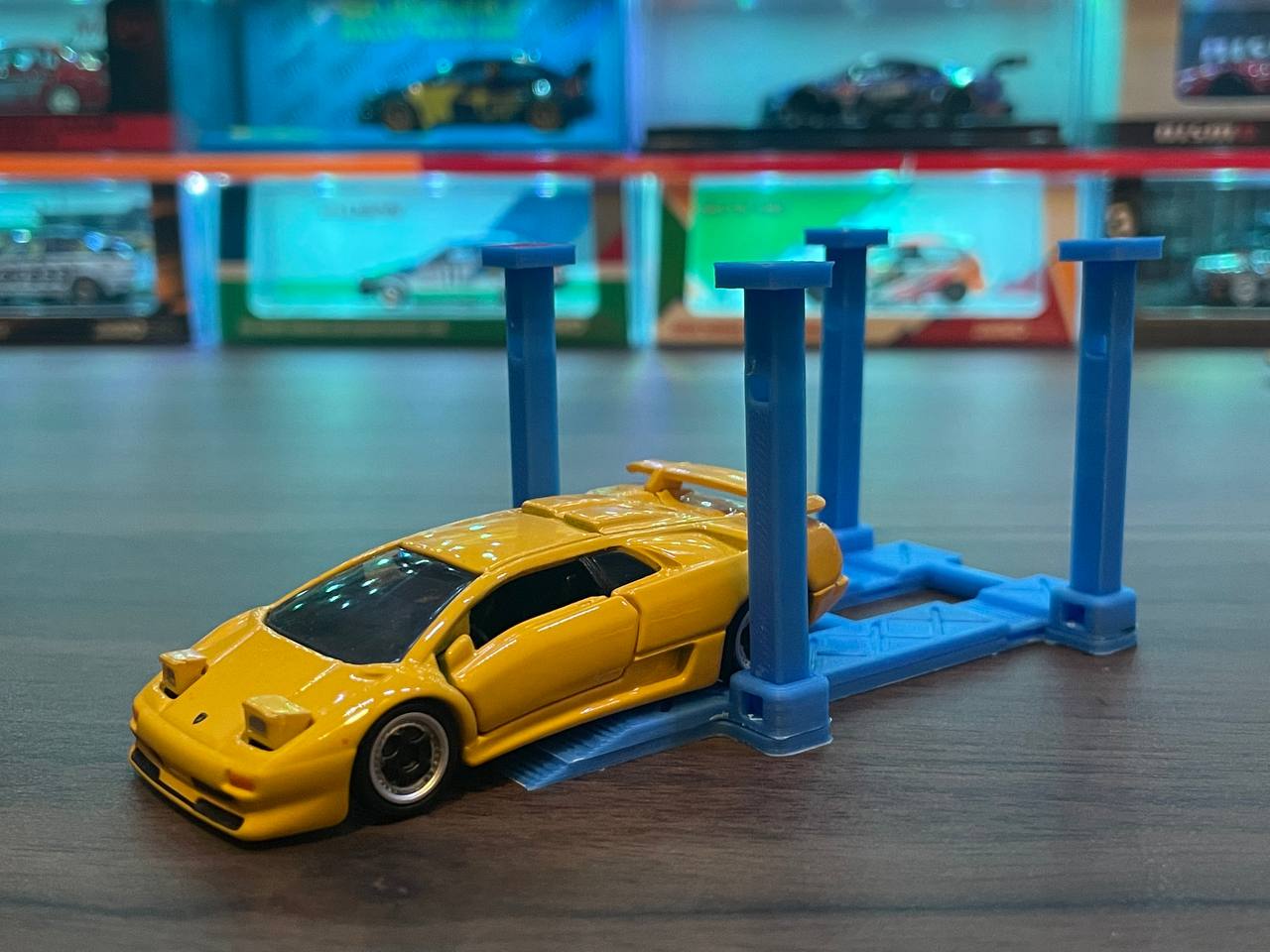 Hot Wheels & 1/64 Scale Car Lifts by GigaPenguin | Download free STL ...