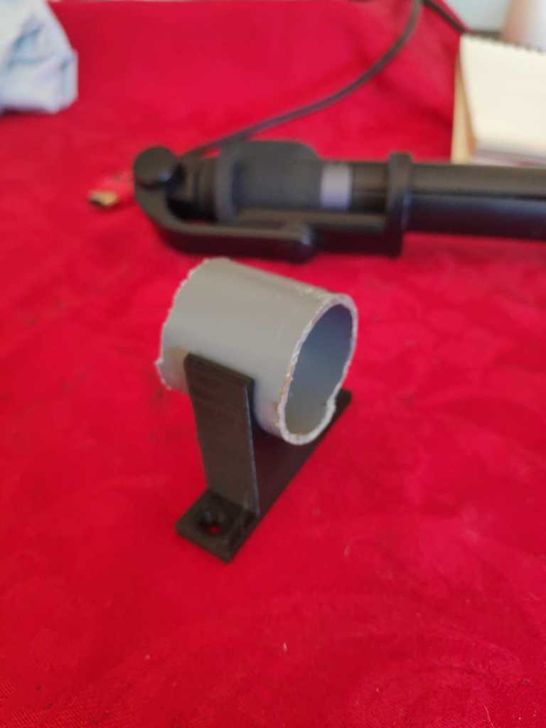 Parametric Pipe Clamp Mount by alfredopalhares | Download free STL ...