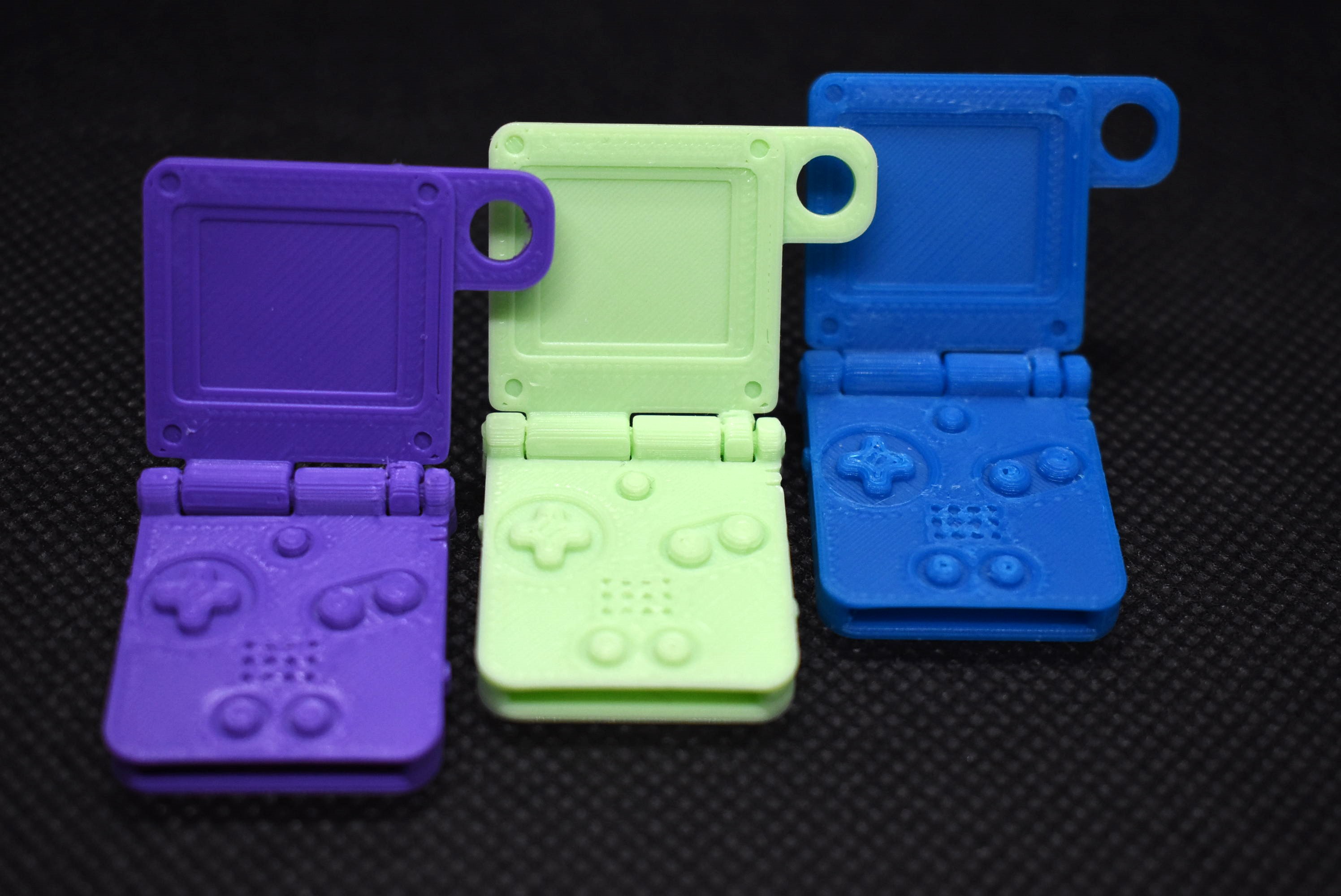 Print in Place Game Boy Advance SP Keychain by Calin | Download free ...