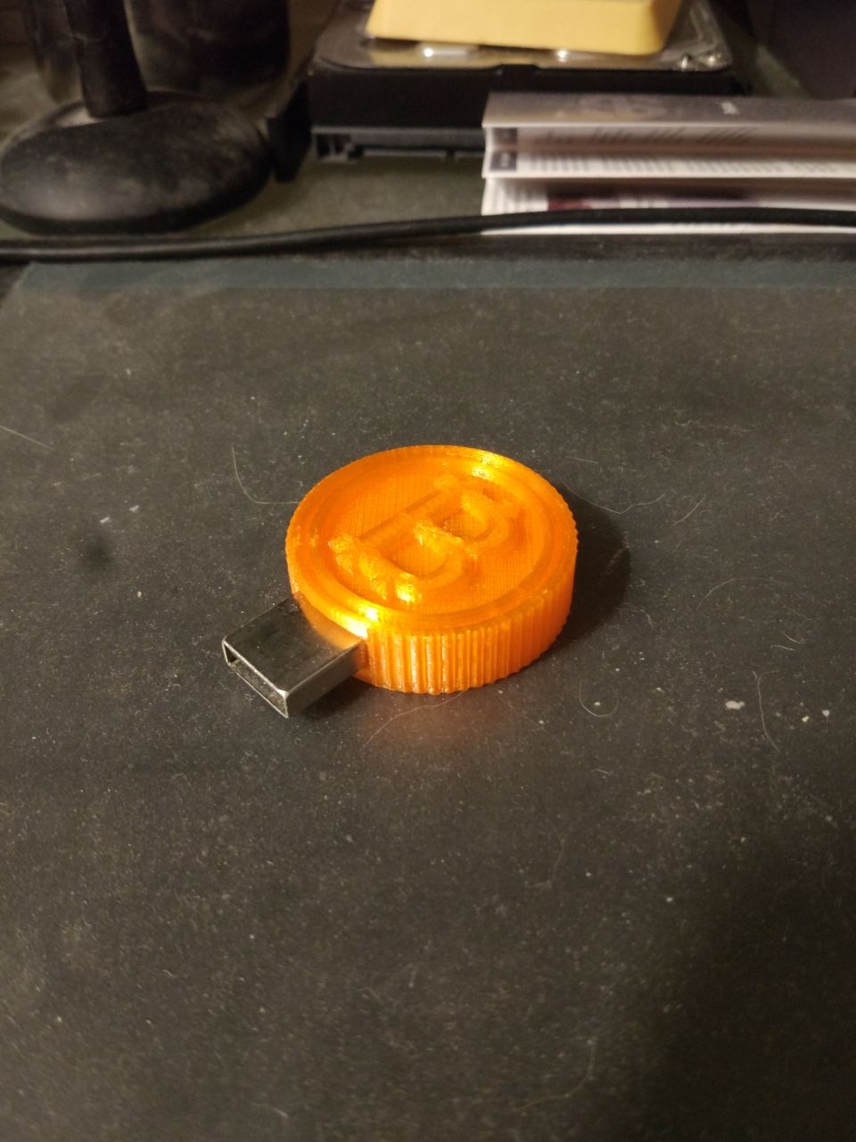 Bitcoin flash by Mfecane | Download free STL model | Printables.com