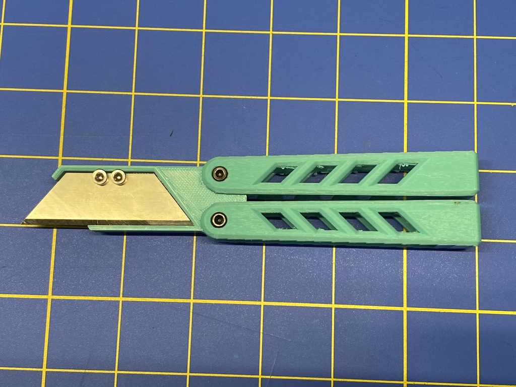 Utility Knife Balisong by Y F | Download free STL model | Printables.com
