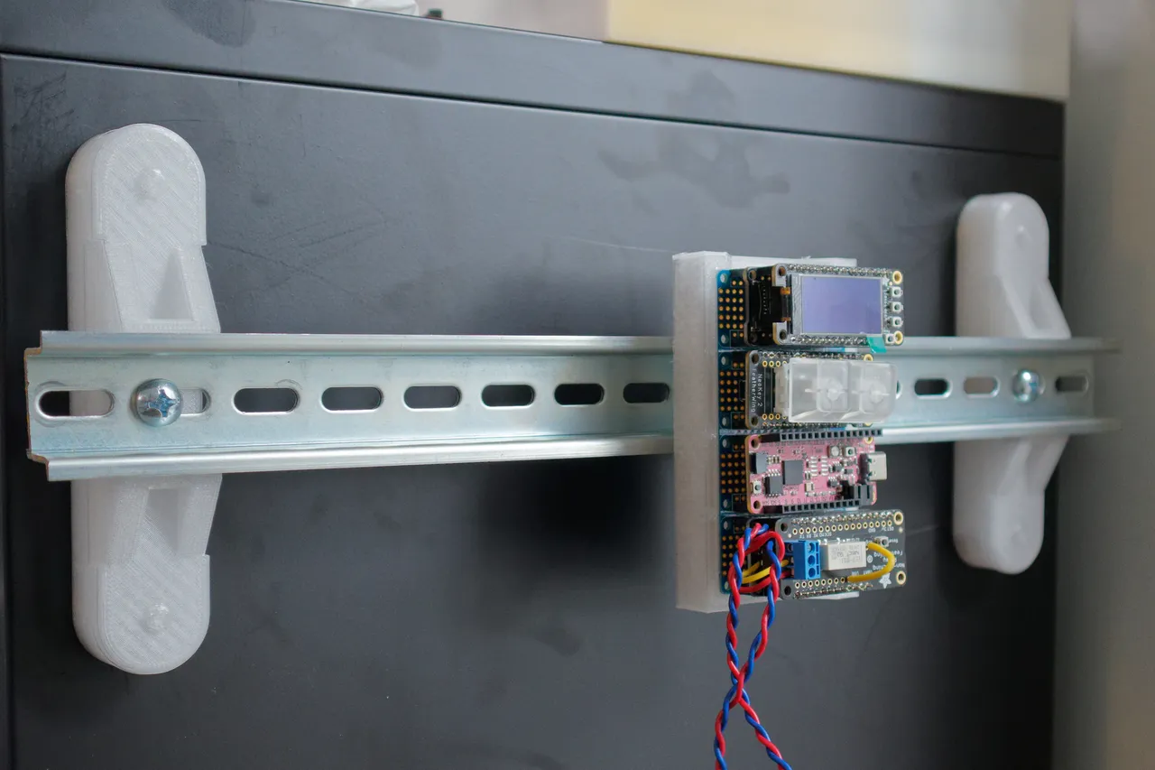 Magnetic Din Rail mount by NotLikeALeafOnTheWind | Download free STL ...