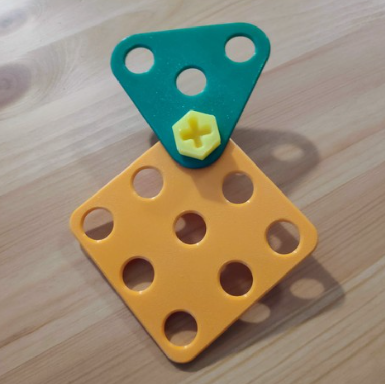 Square Plate for toy tool : Screw and Nut by EmoFu3D | Download free ...