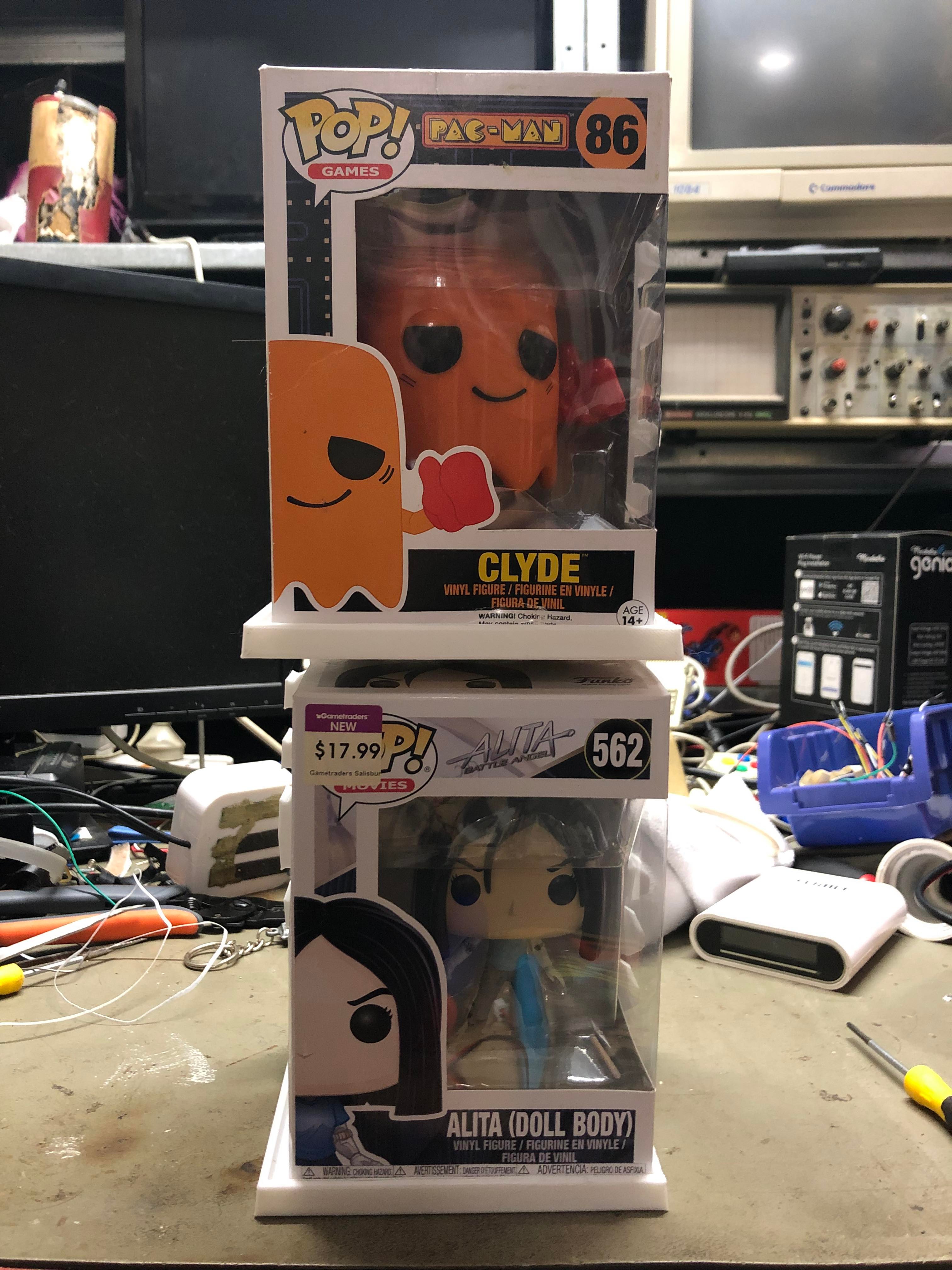 Funko/Figure/Photo Interlocking displays by Cottees | Download free STL ...