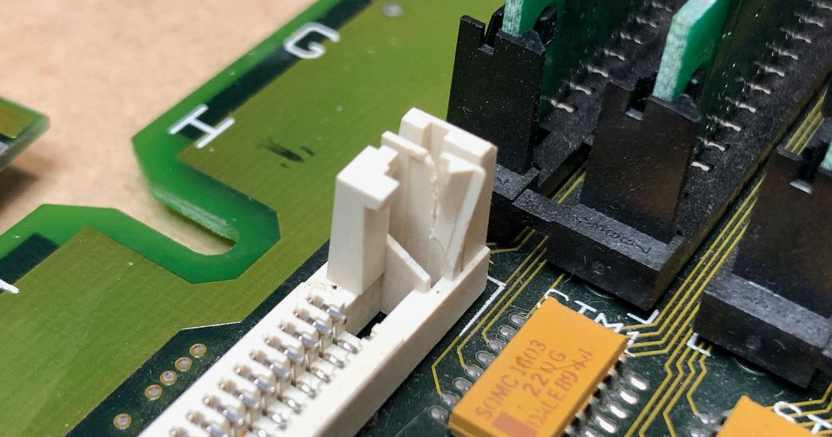 Mac SE/30 ROM socket clip repair by Cottees | Download free STL model ...