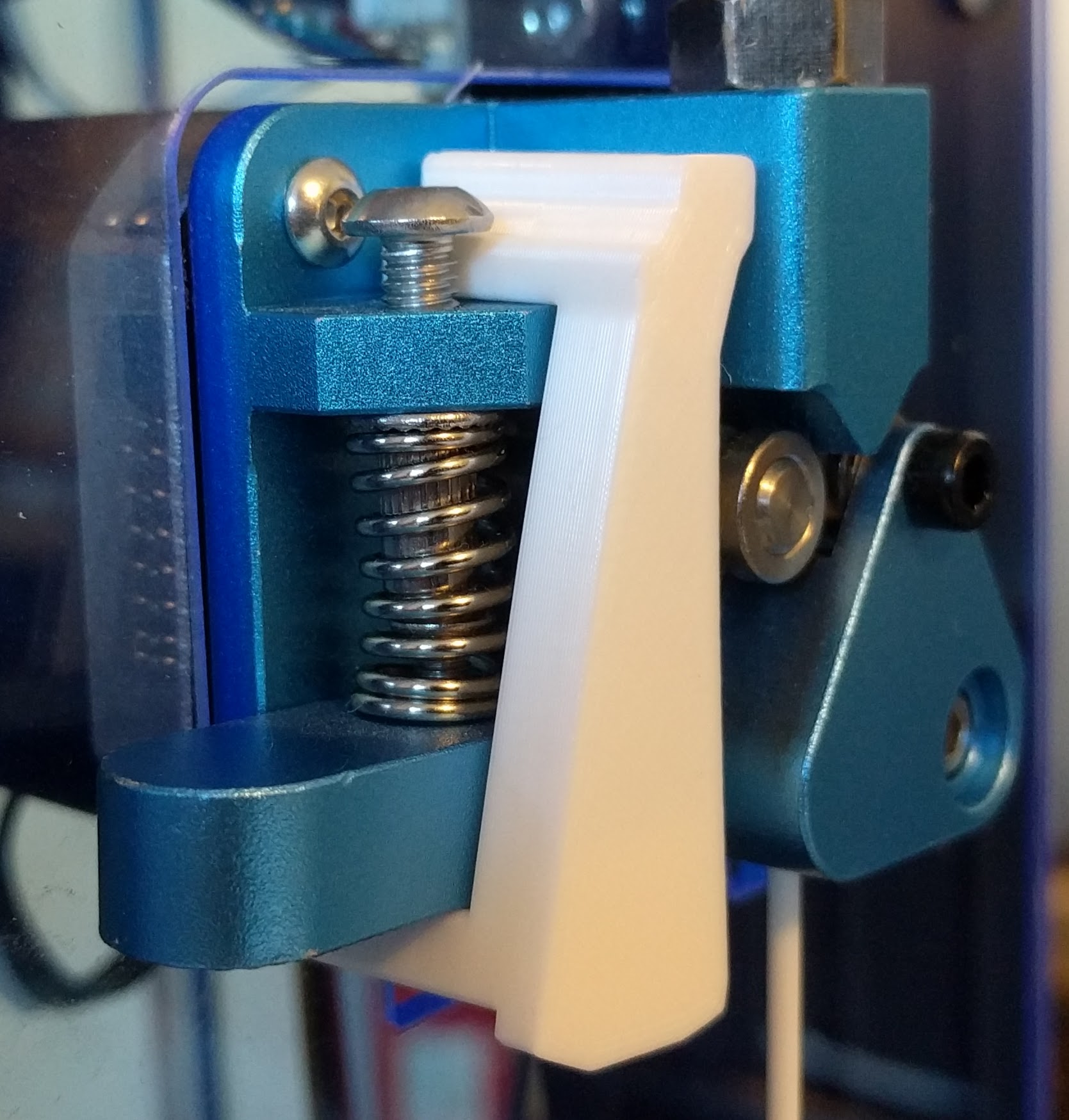 Creality Ender/Bondtech MK8 Extruder filament change clamp by ...