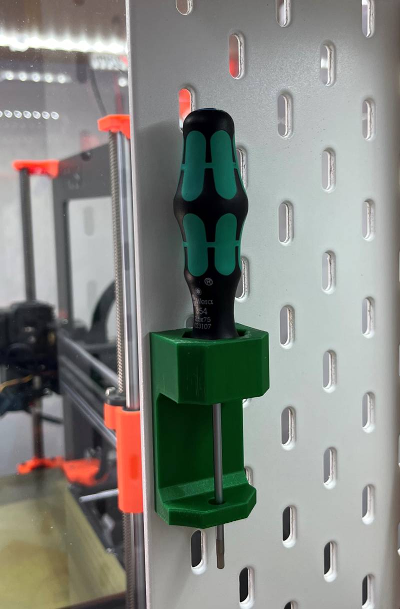 Skadis holder for small Wera hex driver by Gary | Download free STL ...