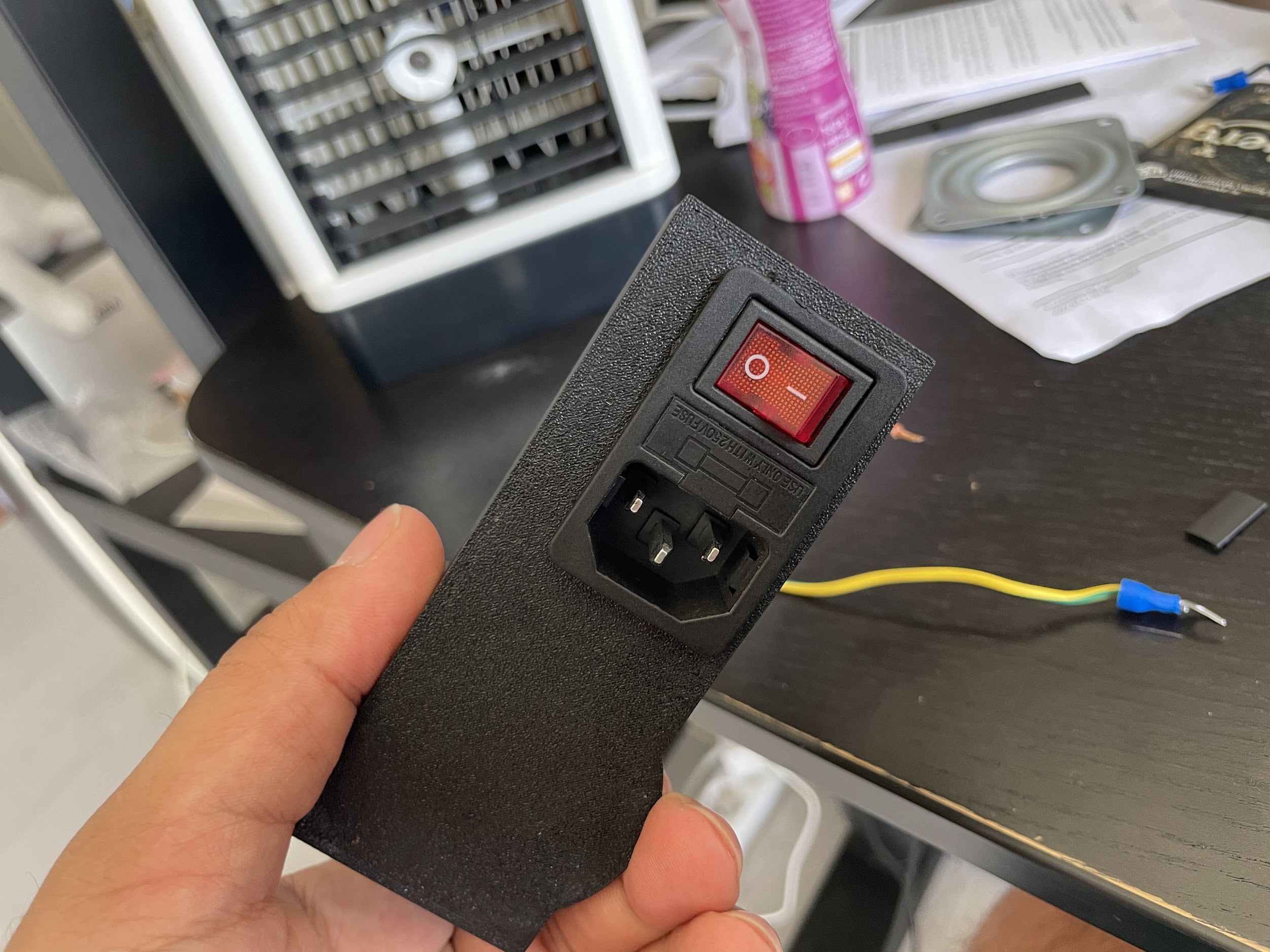 Meanwell UHP-1000 input cover with Shelly 1PM inside by batista16 ... Meanwell UHP-1000 input cover with Shelly 1PM inside by batista16 ...