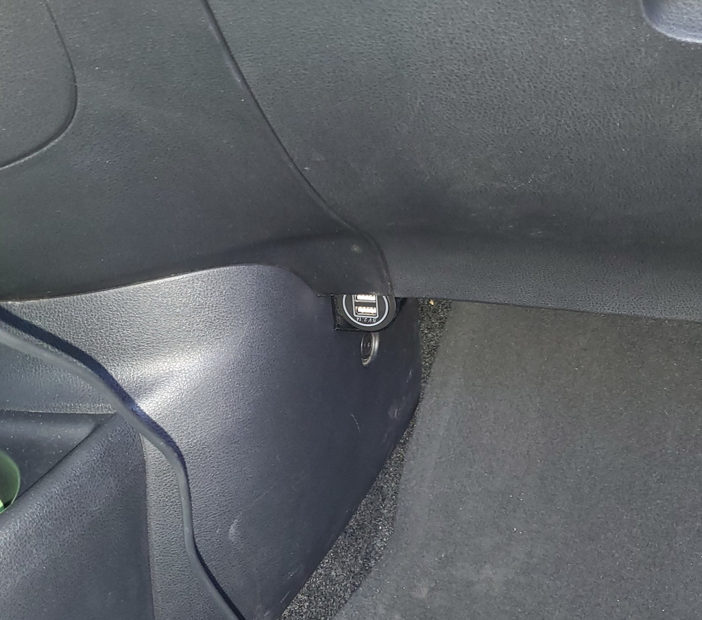 12V Power Socket Bracket by ZR | Download free STL model | Printables.com