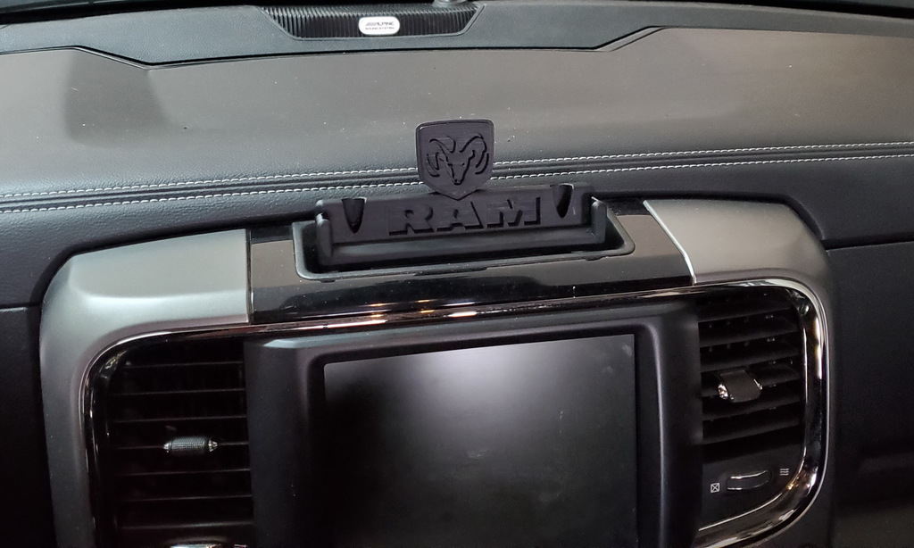 2014 RAM 1500 PHONE HOLDER for Galaxy s10 by ZR | Download free STL ...