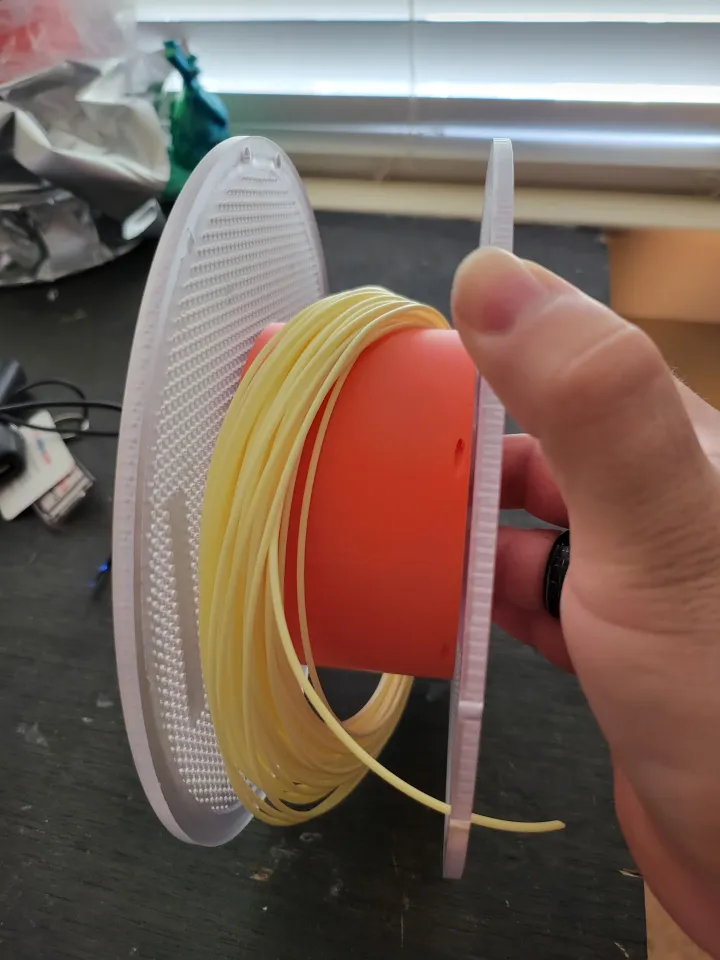 BambuLab Master Spool Sample Core by TheMidnightSmith | Download free ...