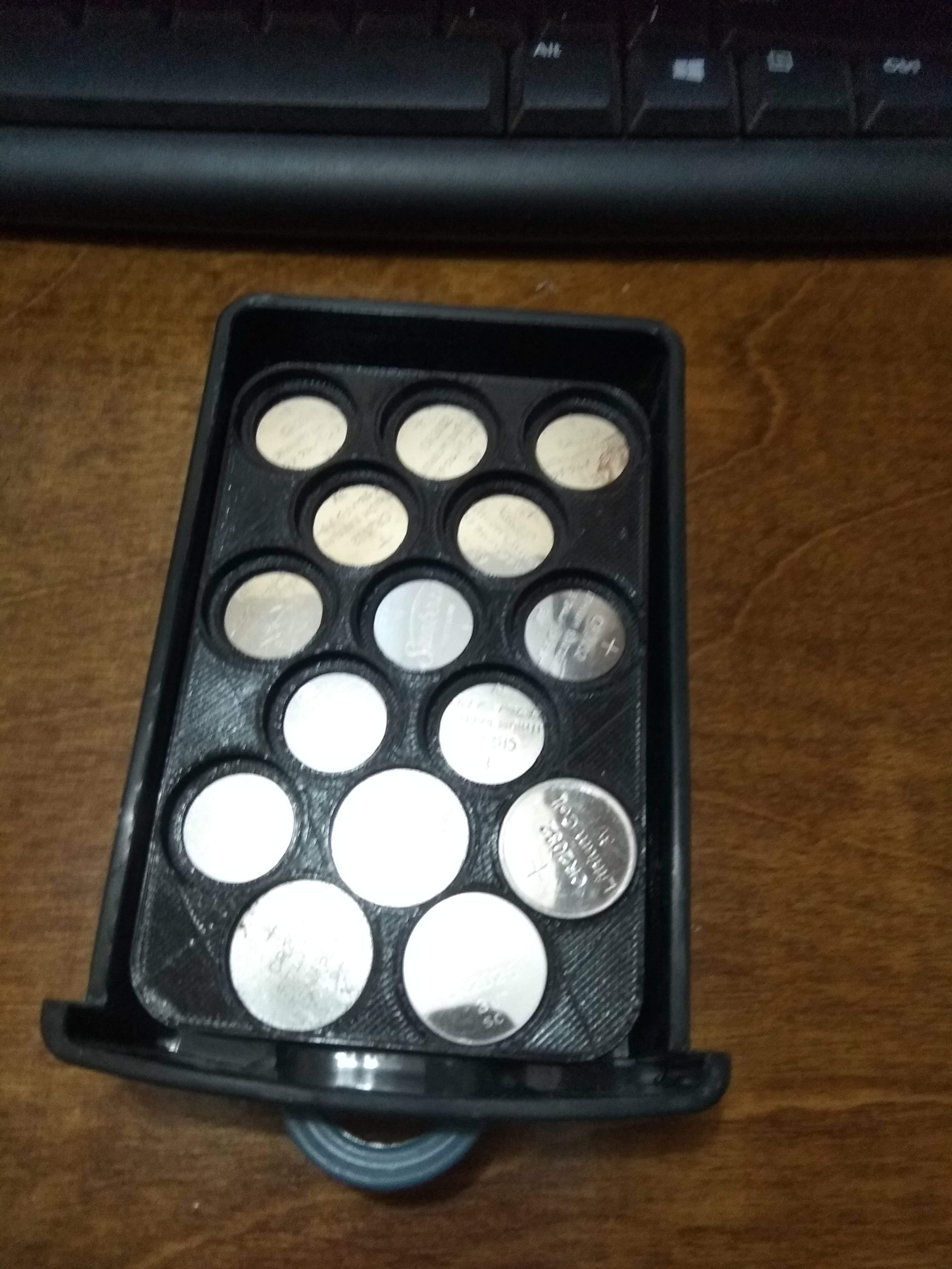 CR2032 Storage tray by Andrew Rousseau | Download free STL model ...