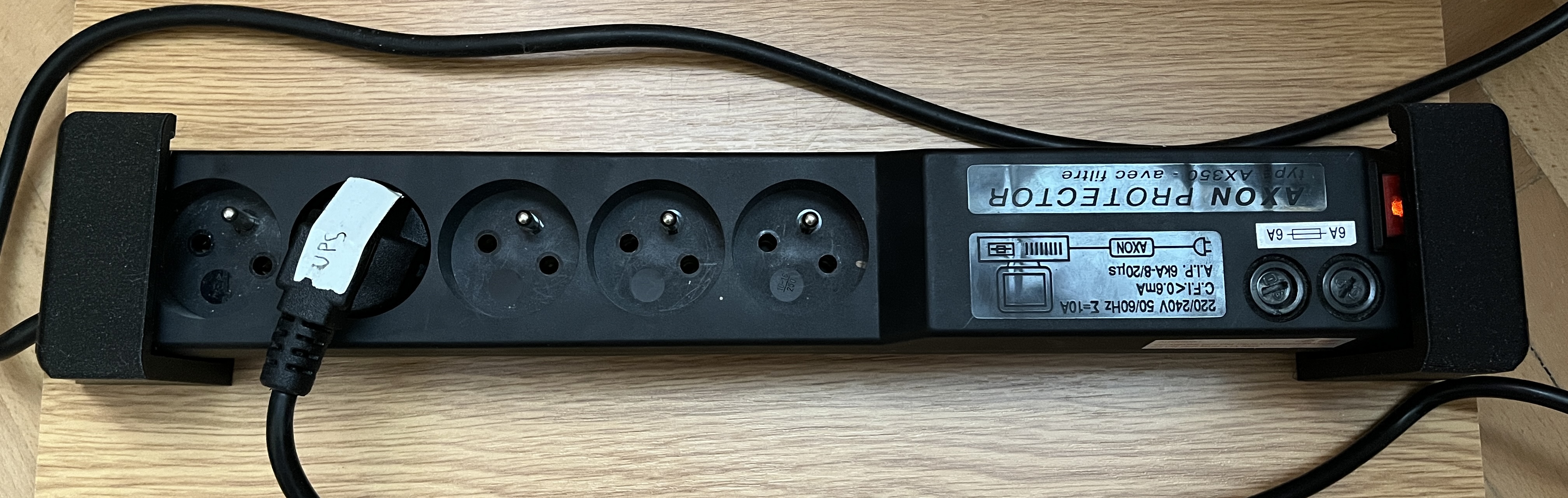 Power Strip Wallmount - Axon AX350 by Belzikk | Download free STL model ...