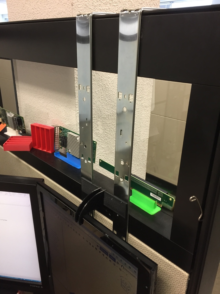 Hanging monitor 15cm extender kit by Julius3E8 | Download free STL ...