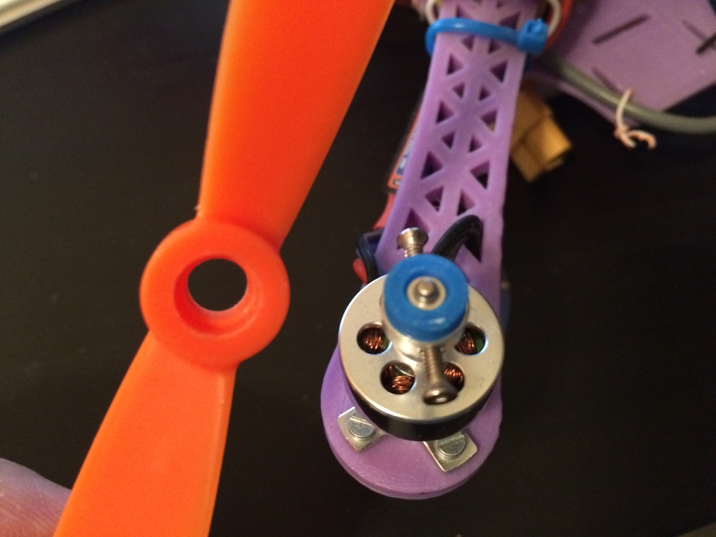 2.5mm quadcopter propeller spacer by Julius3E8 | Download free STL ...
