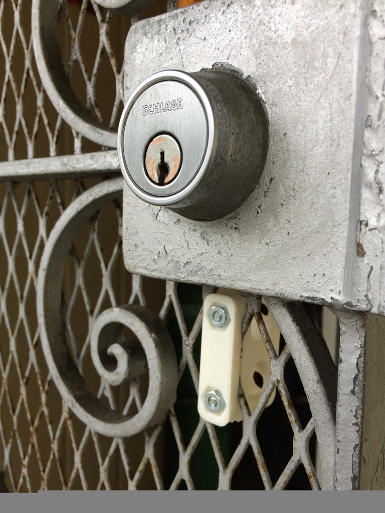 Pinkie Handle for latch-only deadbolt door by Julius3E8 | Download free ...