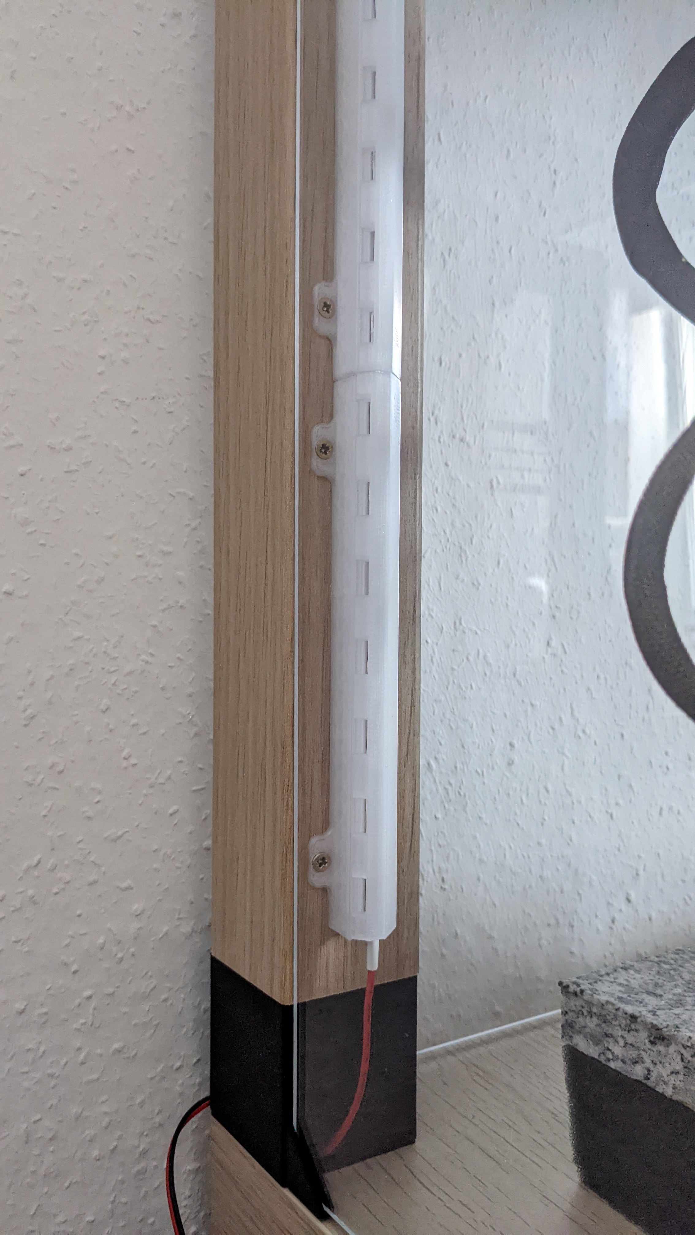 LED-strip mount and diffuser by Chrissl | Download free STL model ...