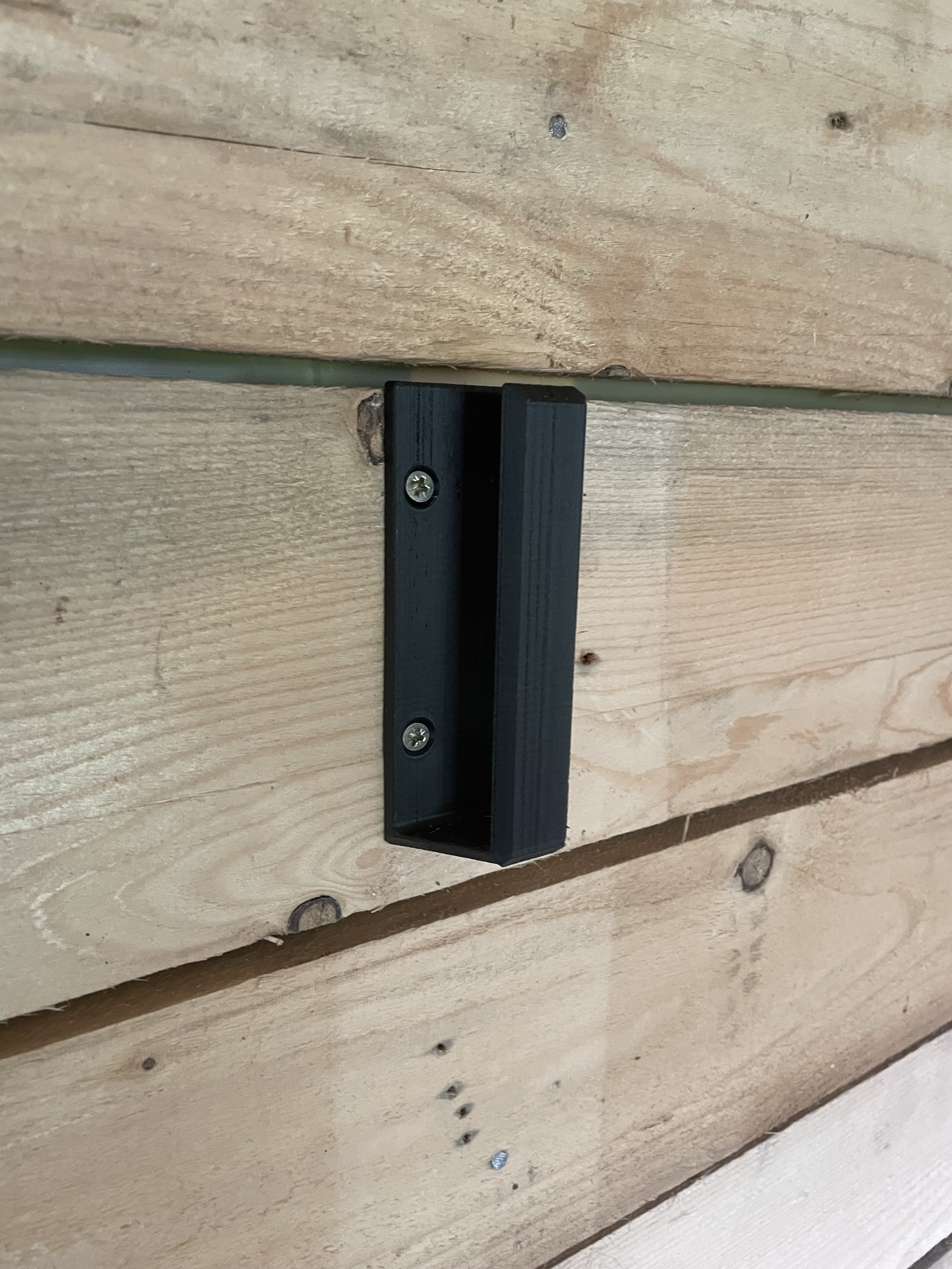 Macbook Pro M1/M2/M3 wall mount by Orbital Explorer | Download free STL ...