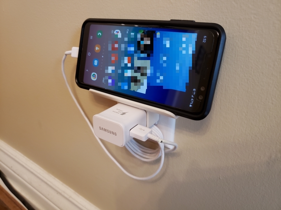 Samsung Phone Charger/Holder by southbaygsr | Download free STL model ...