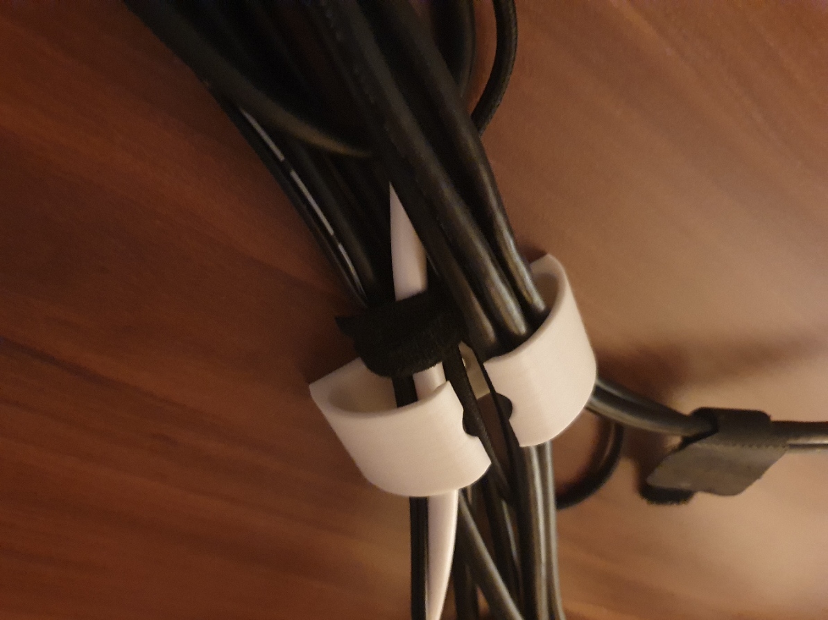 Simple Cable Guide by op00 | Download free STL model | Printables.com