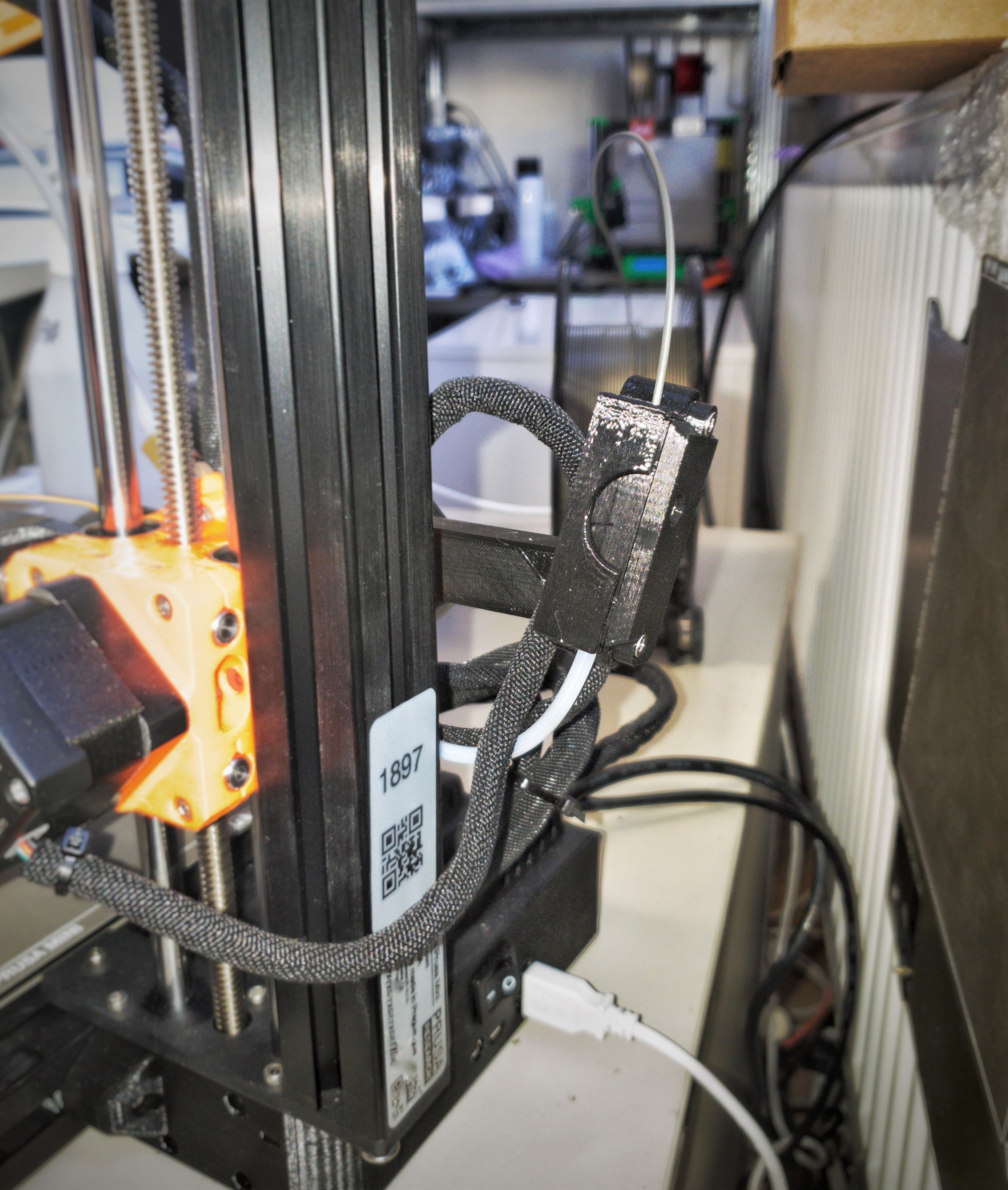 Prusa Mini filament sensor holder by Štěpán | Download free STL model ...