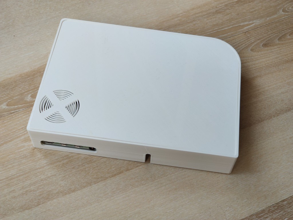 Raspberry Pi media center case by ayanev | Download free STL model ...