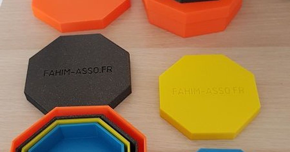 Simple Octogonal Multicolored and Stackable Boxes by jcjames_13009 ...