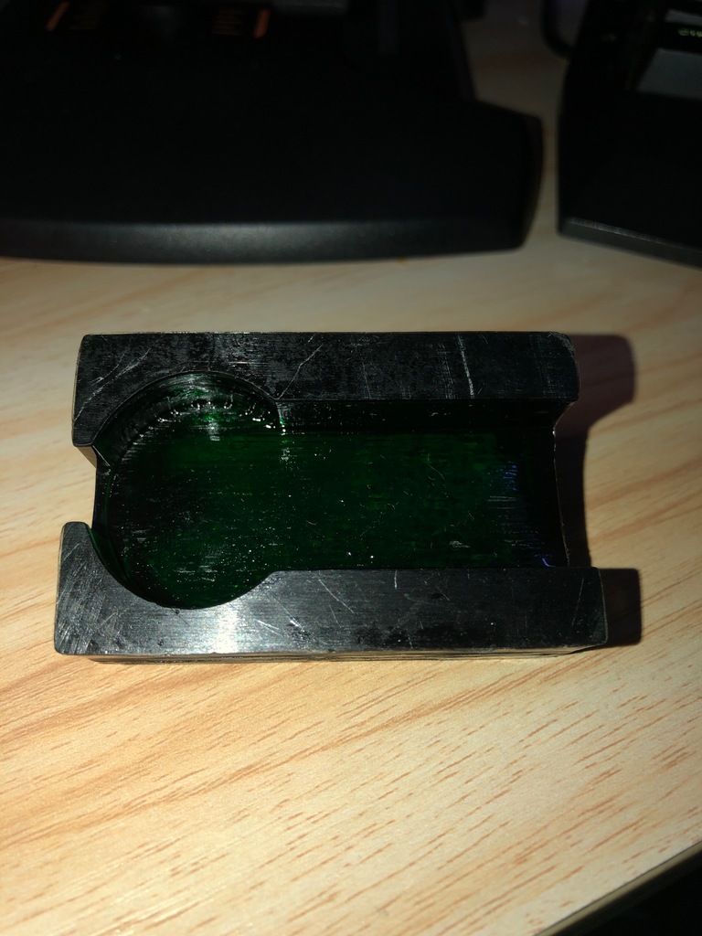 RSA Token FOB Stand por Silentum | Descargar modelo STL gratuito ...