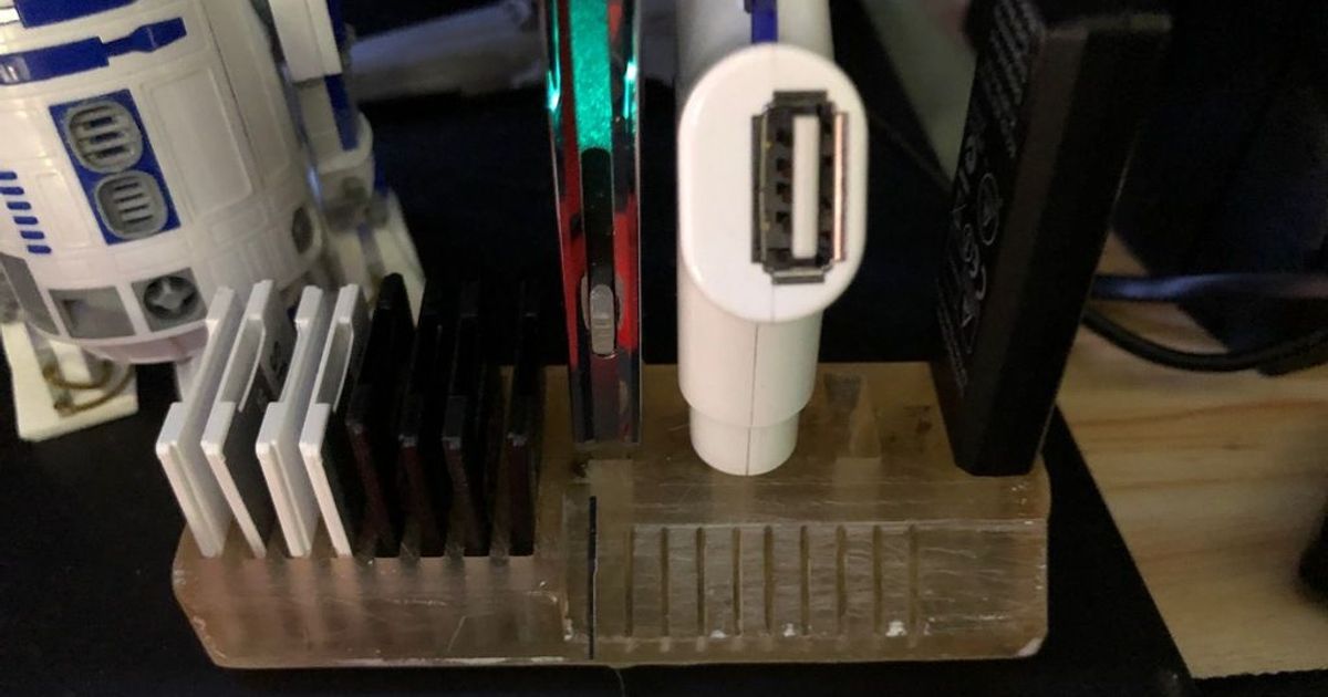 USB and SD card holder for wide USB sticks Remix (fits most Resin ...