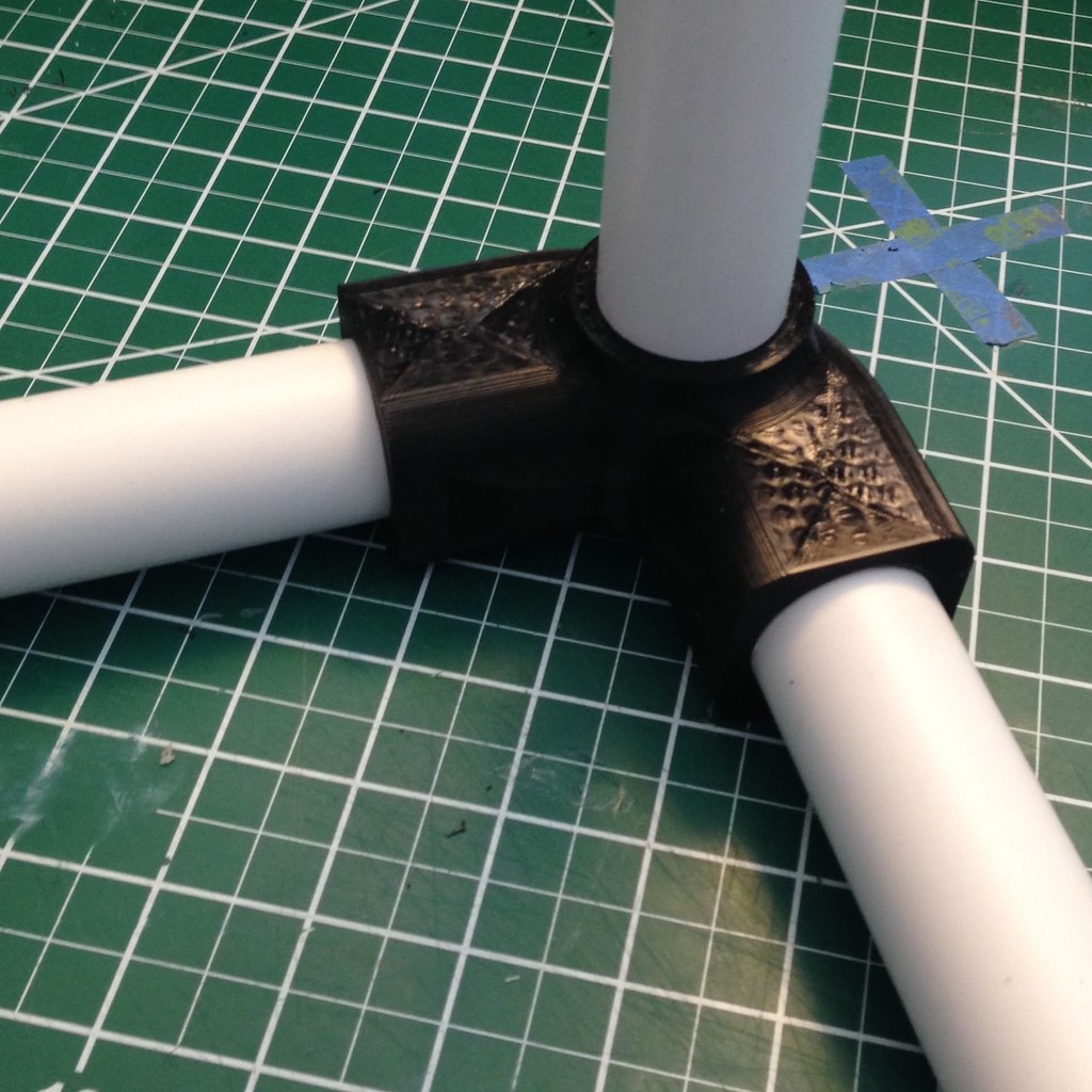 Offset Corner Elbow for 1" PVC Pipe by lonmakes | Download free STL ...