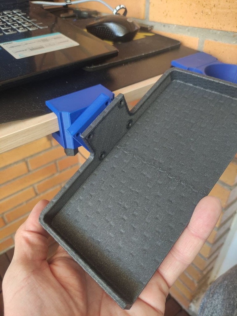 Adaptable rotary universal bracket by Ljhtom (Javier Hernando ...