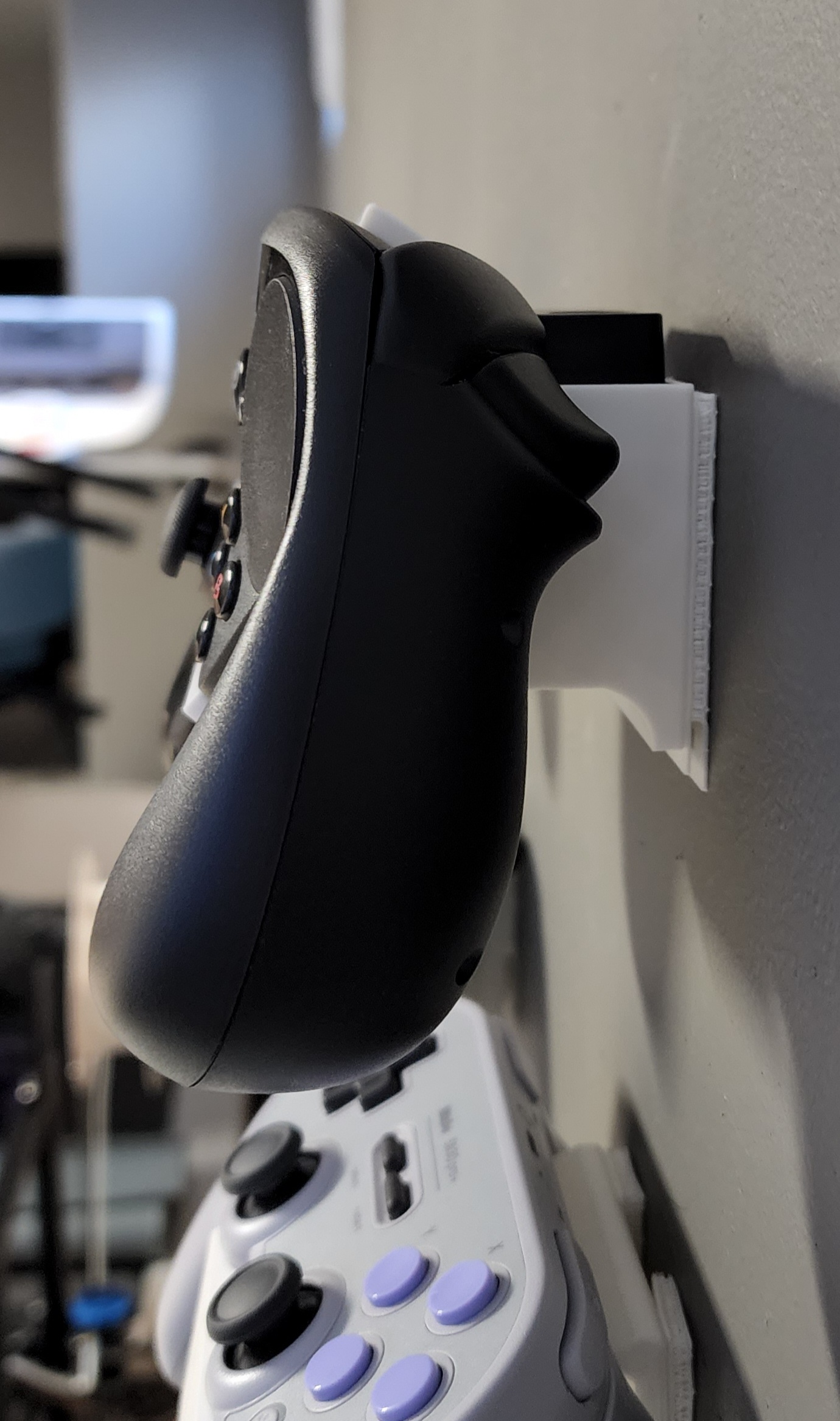 Steam Controller Wall Hanger With Dongle Slot by Beebles | Download ...