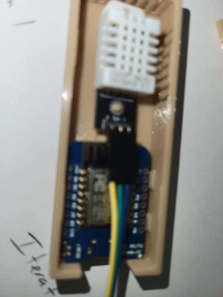 Wemos D1 Mini and DHT22 Enclosure by QuasiReal | Download free STL ...