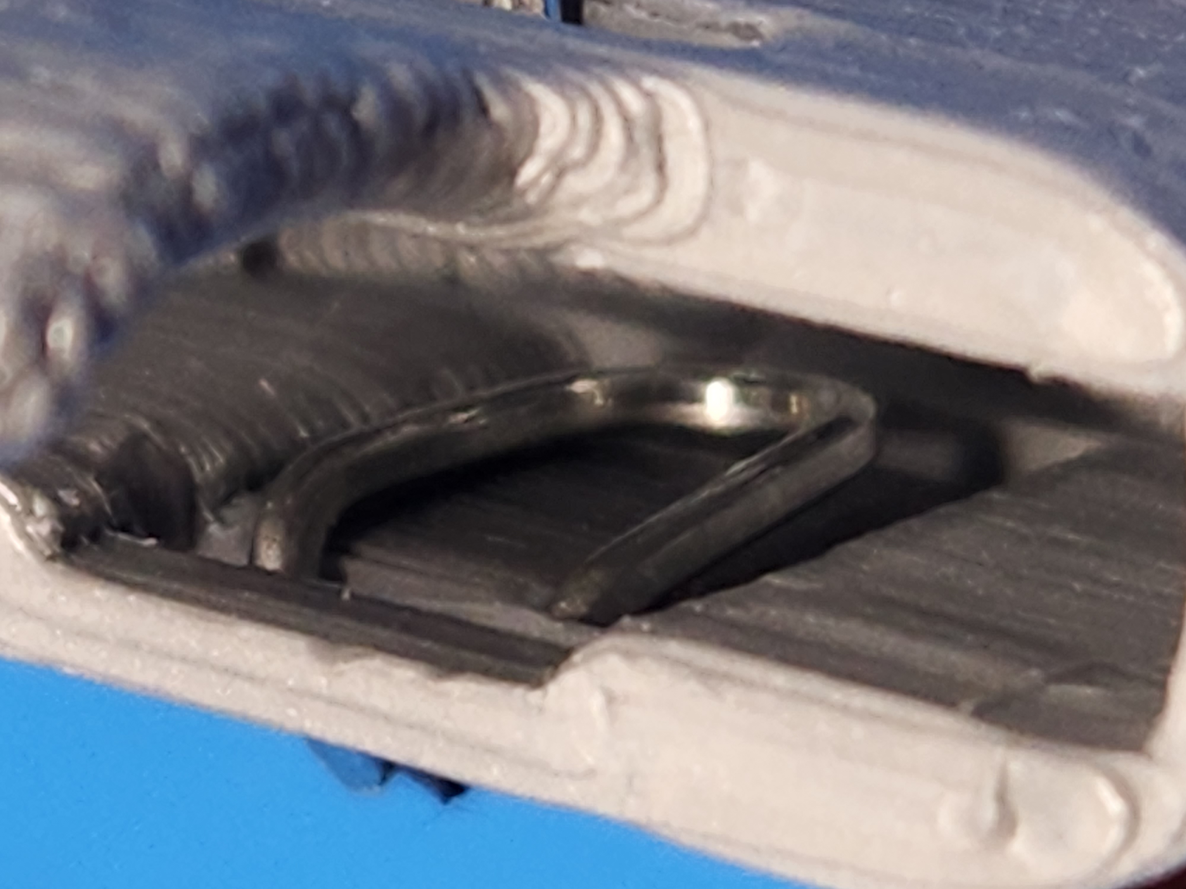 Bristle Bot Chassis by Nick Largent | Download free STL model ...